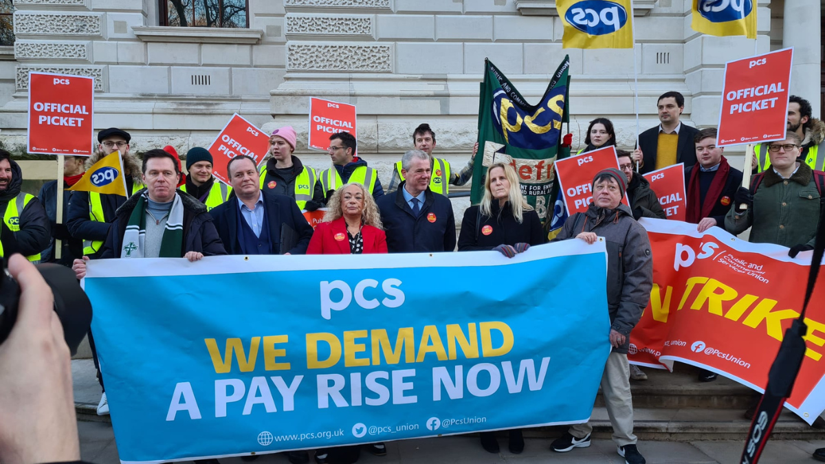 Labour must restore pay – or face strike action – Ben Folley - Labour ...